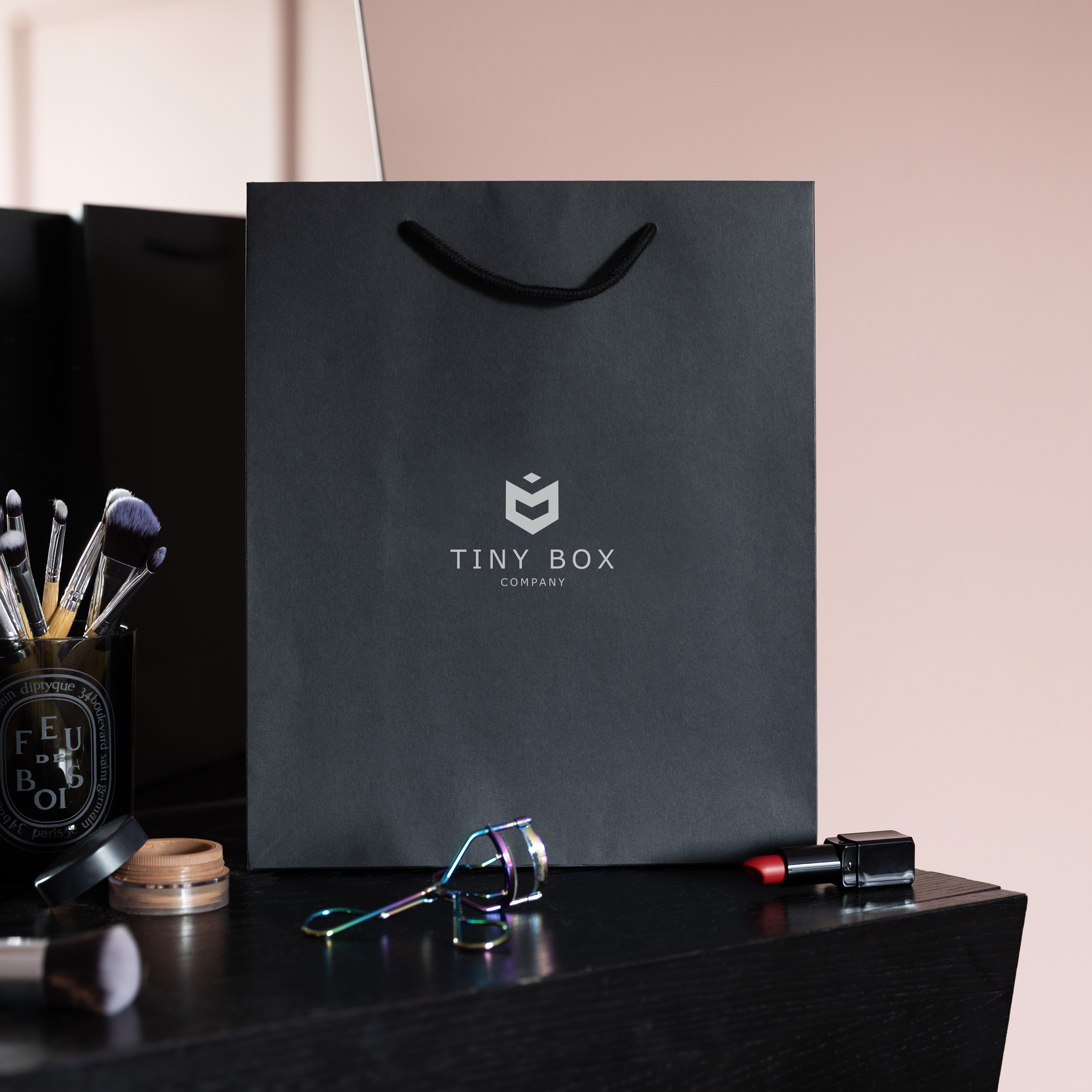 Personal touch: How to brand gift bags for any event | Tiny Box Maker